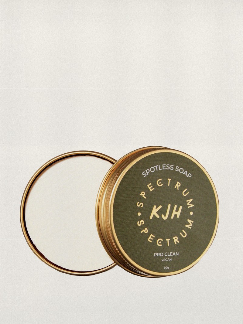 6 Of The Best Make-Up Brush Cleaners | SheerLuxe